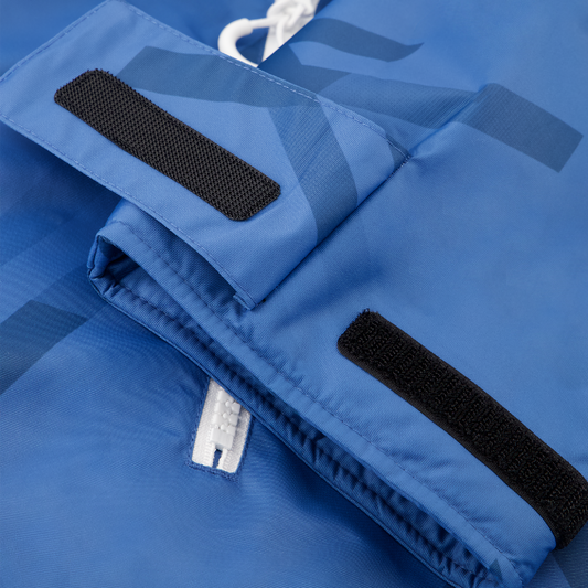 All-Weather Changing Robe for Unrivaled Comfort in Blue – WALLIEN